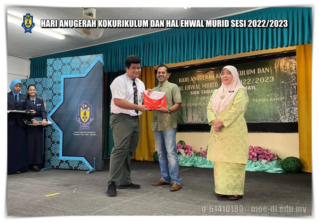HARI ANUGERAH KOKURIKULUM DAN HAL EHWAL MURID SESI 2022/2023 – SMKTTDI ...